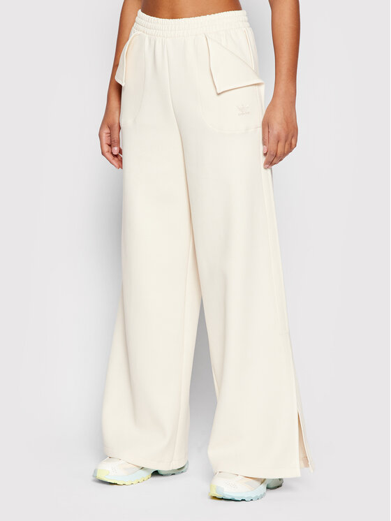 adidas Spodnie dresowe adicolor Clean Classics HC2012 Beżowy Loose Fit ...