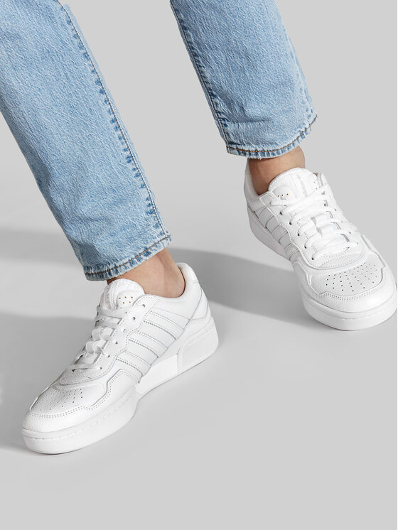 adidas Sneakersy Courtic GY3589 Biały | Modivo.pl