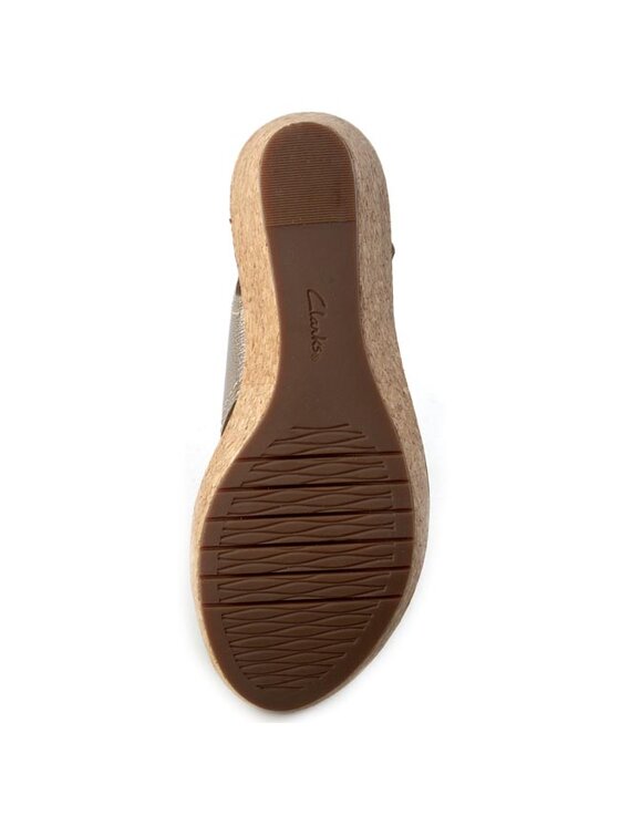 Clarks aisley tulip store