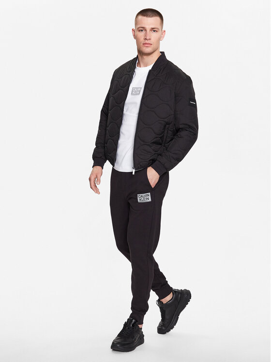 Calvin Klein Jogginghose K10k111875 Schwarz Regular Fit Modivo At
