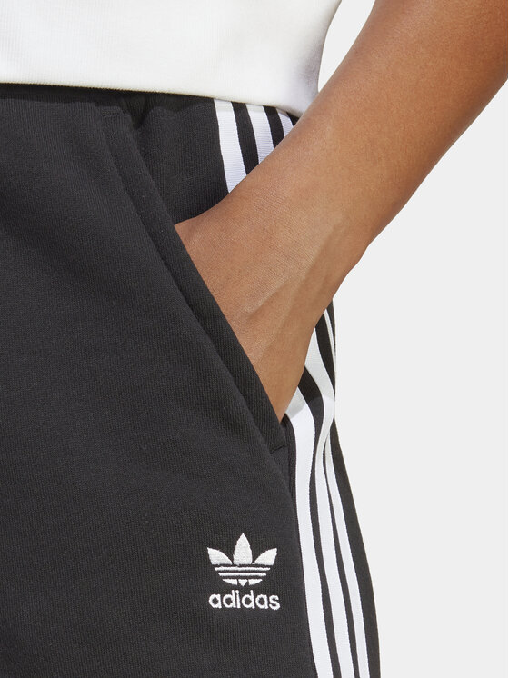 adidas Спортивні штани adicolor Classics IB7457 Чорний Regular Fit ...