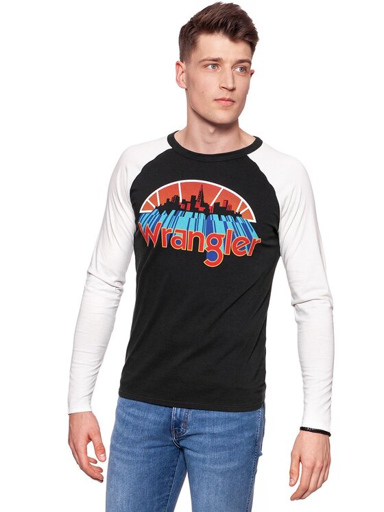 Raglan tee store