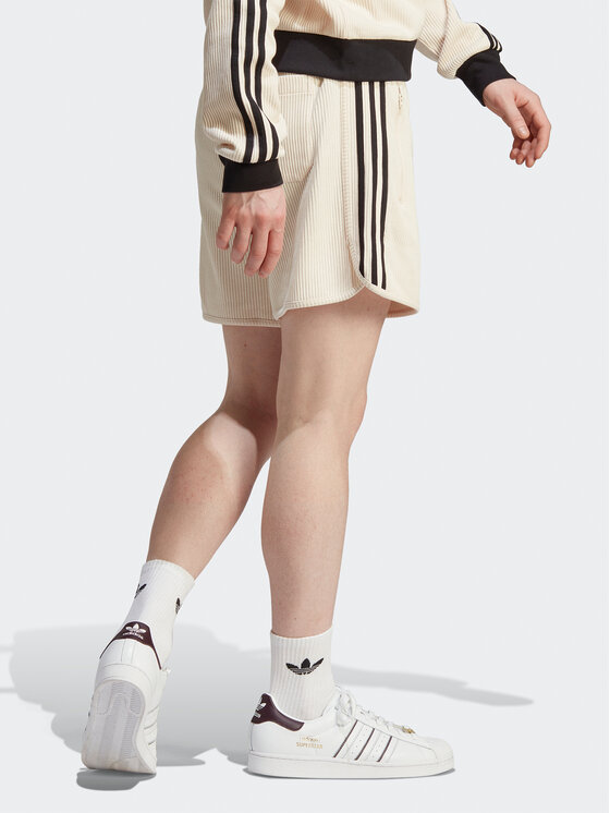 adidas Športové kraťasy Adicolor Classics Waffle Shorts HA9310 Béžová ...