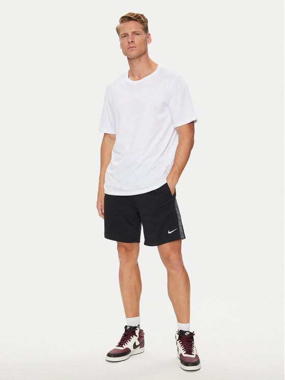 Nike Pantaloncini sportivi FZ4708 Nero Regular Fit | Modivo.it