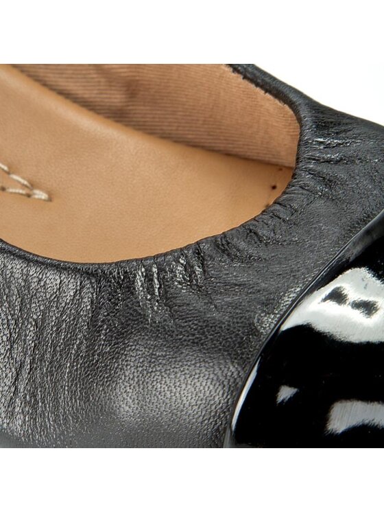 Clarks Īsi apavi Alitay Susan 261150214 Melns | Modivo.lv