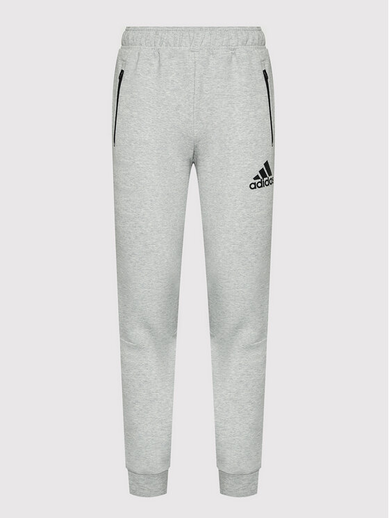 adidas Jogginghose Designed To Move H28789 Grau Regular Fit | Modivo.de