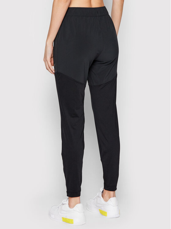 Nike Spodnie dresowe Essential DH6975 Czarny Slim Fit | Modivo.pl