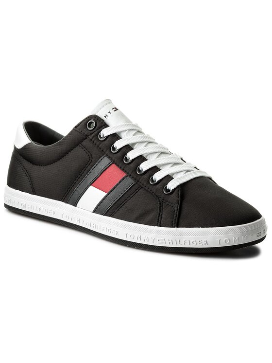 Tommy hilfiger essential flag trainers store