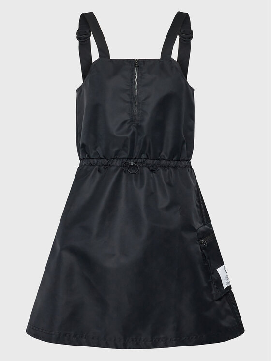 adidas Sukienka codzienna HL9066 Czarny Regular Fit | Modivo.pl