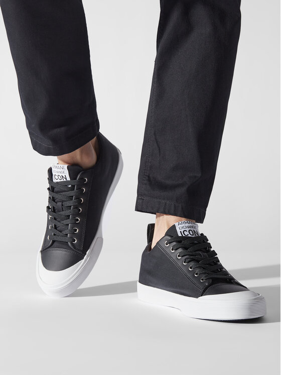 Armani Exchange Trampki XUX140 XV591 00002 Czarny | Modivo.pl