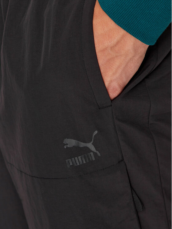 Puma Spodnie dresowe Classics Utility 622668 Czarny Regular Fit | Modivo.pl