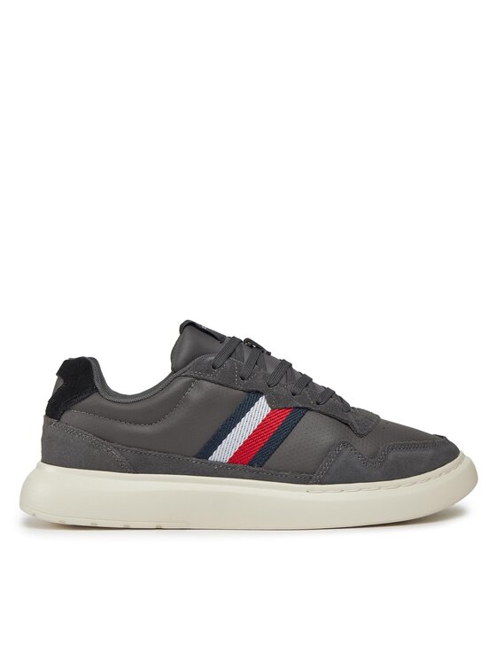 Tommy hilfiger light trainers store
