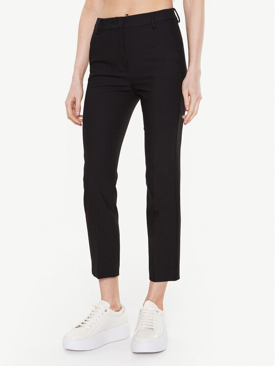 Weekend Max Mara Hlače Rana 2351310137 Crna Slim Fit | Modivo.hr