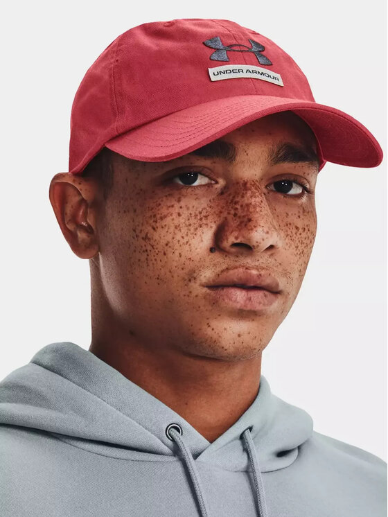 Under Armour Czapka z daszkiem 1369783-638 Czerwony | Modivo.pl