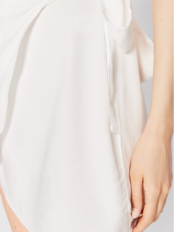 Malai Мини пола Nyomi C76002 Бял Regular Fit | Modivo.bg