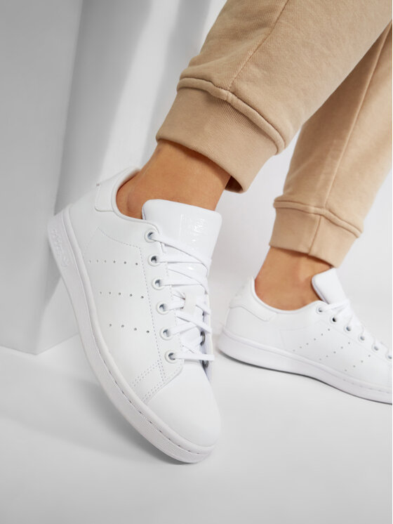 adidas Sneakersy Stan Smith J FX7520 Bílá | Modivo.cz