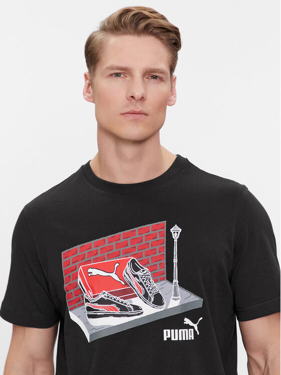 Puma T-Shirt Graphics Sneaker Box 680175 Černá Regular Fit | Modivo.cz