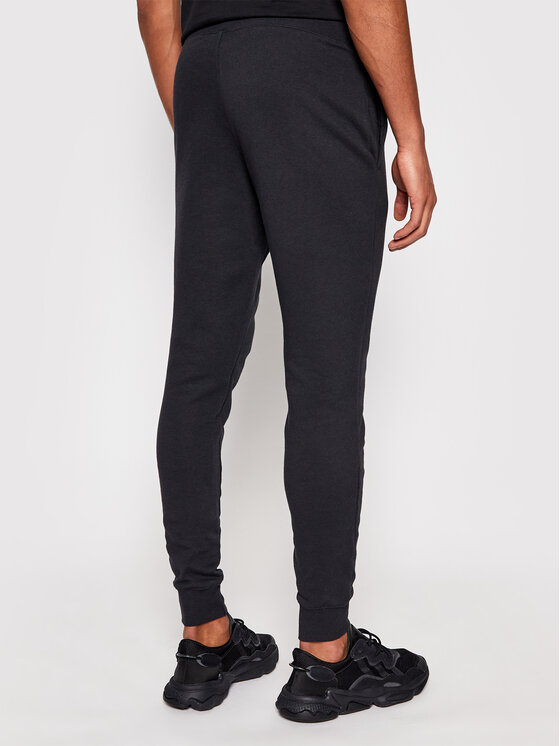 New Balance Jogginghose C C F Pant MP03904 Schwarz Athletic Fit | Modivo.de