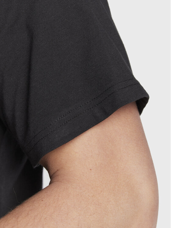 New Balance Тишърт Classic Core Logo MT03905 Черен Athletic Fit | Modivo.bg