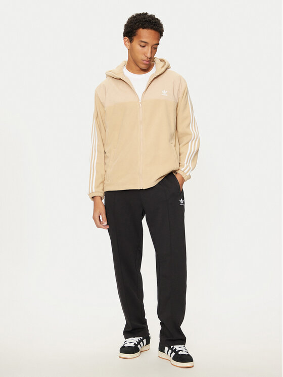 adidas Spodnie dresowe Monogram IZ2539 Czarny Regular Fit | Modivo.pl