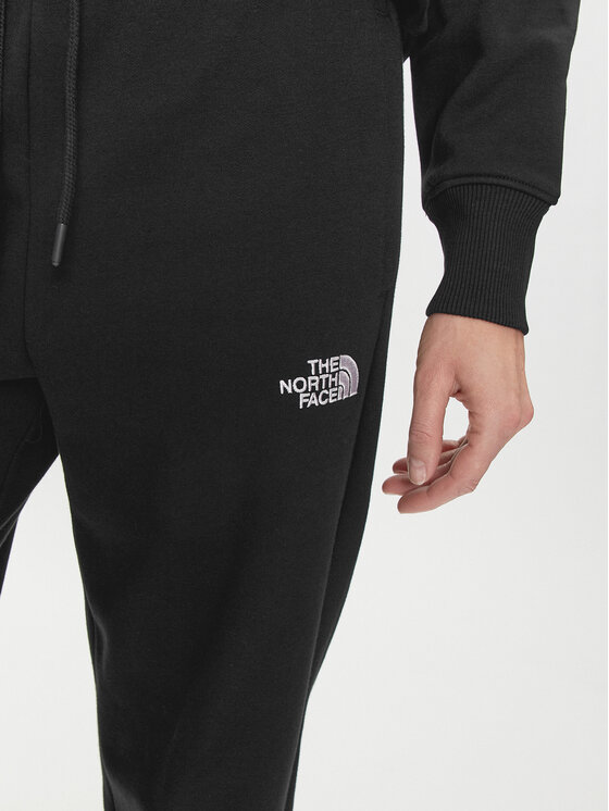 The North Face Долнище анцуг Essential NF0A7ZJF Черен Relaxed Fit ...