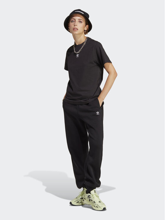 adidas T-Shirt Adicolor Essentials Regular T-Shirt IC1826 Černá Regular ...