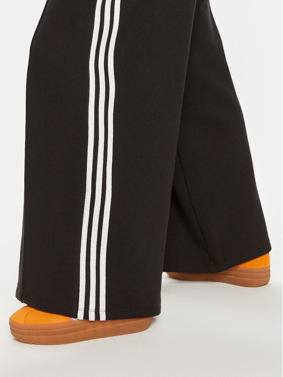 adidas Spodnie dresowe 3-Stripes IY7255 Czarny Loose Fit | Modivo.pl