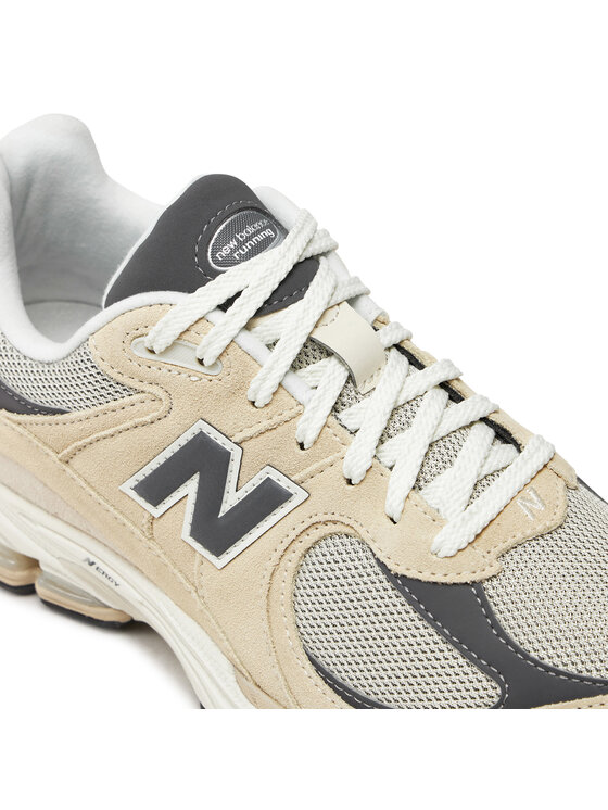 New Balance Sneakers M2002RFA Beige | Modivo.de