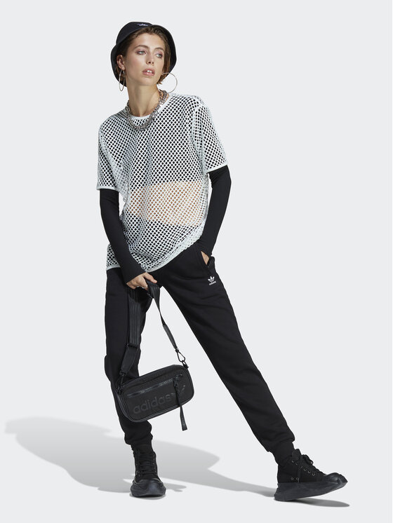 adidas Spodnie dresowe IA6457 Czarny Regular Fit | Modivo.pl