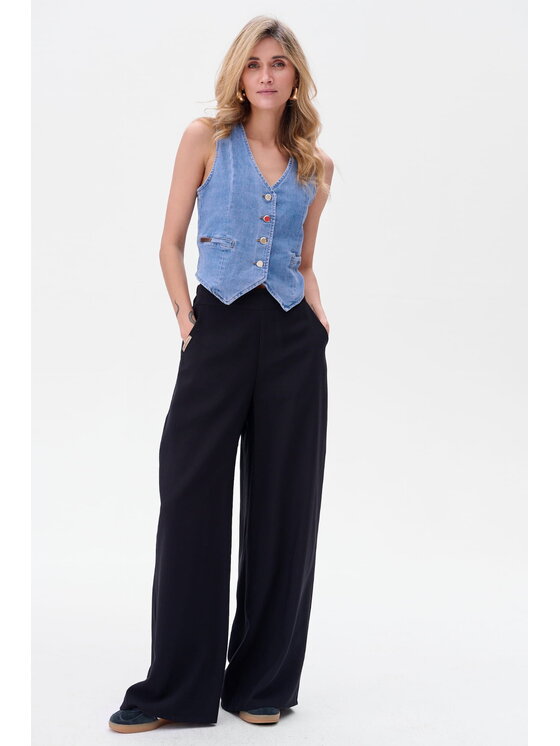 blue shadow Spodnie damskie Nezi Czarny Regular Fit | Modivo.pl